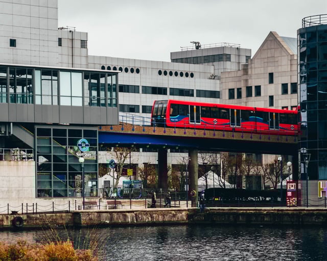 Living in Millwall London - Area Guide | PropertyLoop